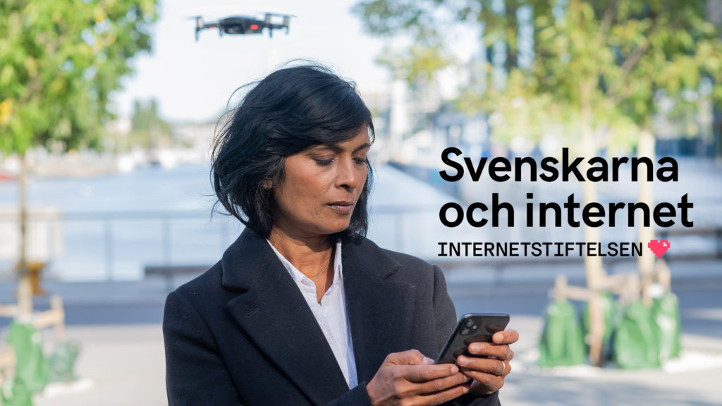 3 av 10 som arbetar känner oro för att deras arbetsgivare övervakar dem på nätet | Svenskarna ...